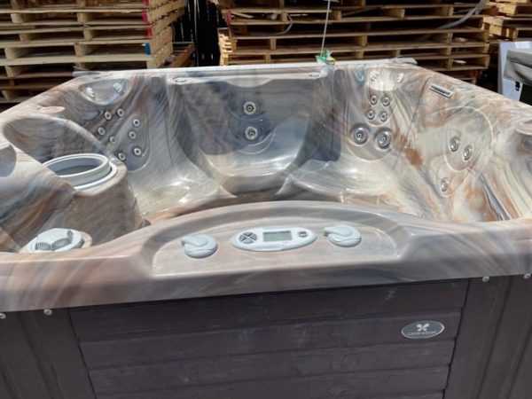 Used Hot Tubs, Pre-Owned Spas for Sale in Sparks and Santa Cruz