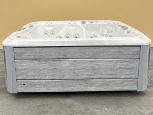 Used Sundance Hot Tubs from Reno/Sparks/Truckee Spa Dealer